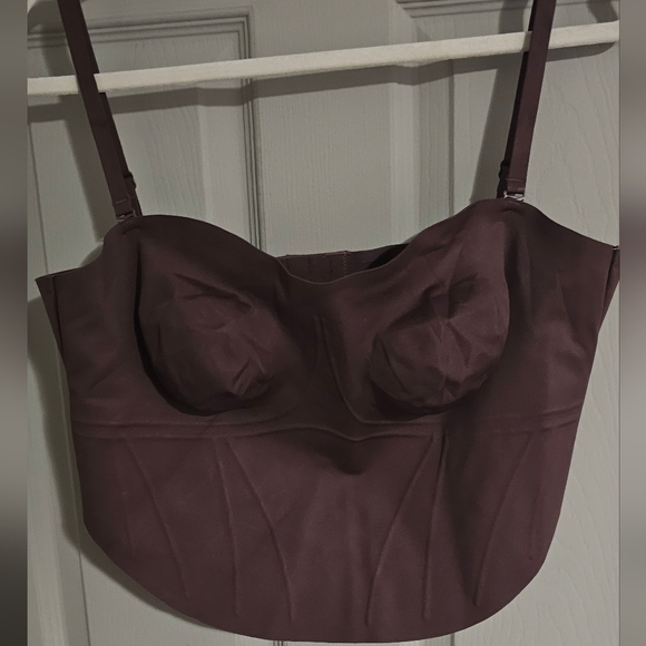 SKIMS | Tops | Skims Top | Poshmark